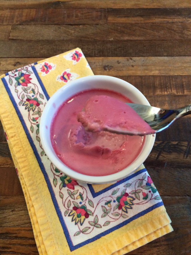 To make Rashberry Cream | Cooking in the Archives